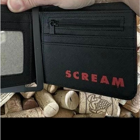 Bags | Bioworld Scream Ghostface Scary Movie Leather Bifold Wallet New ...
